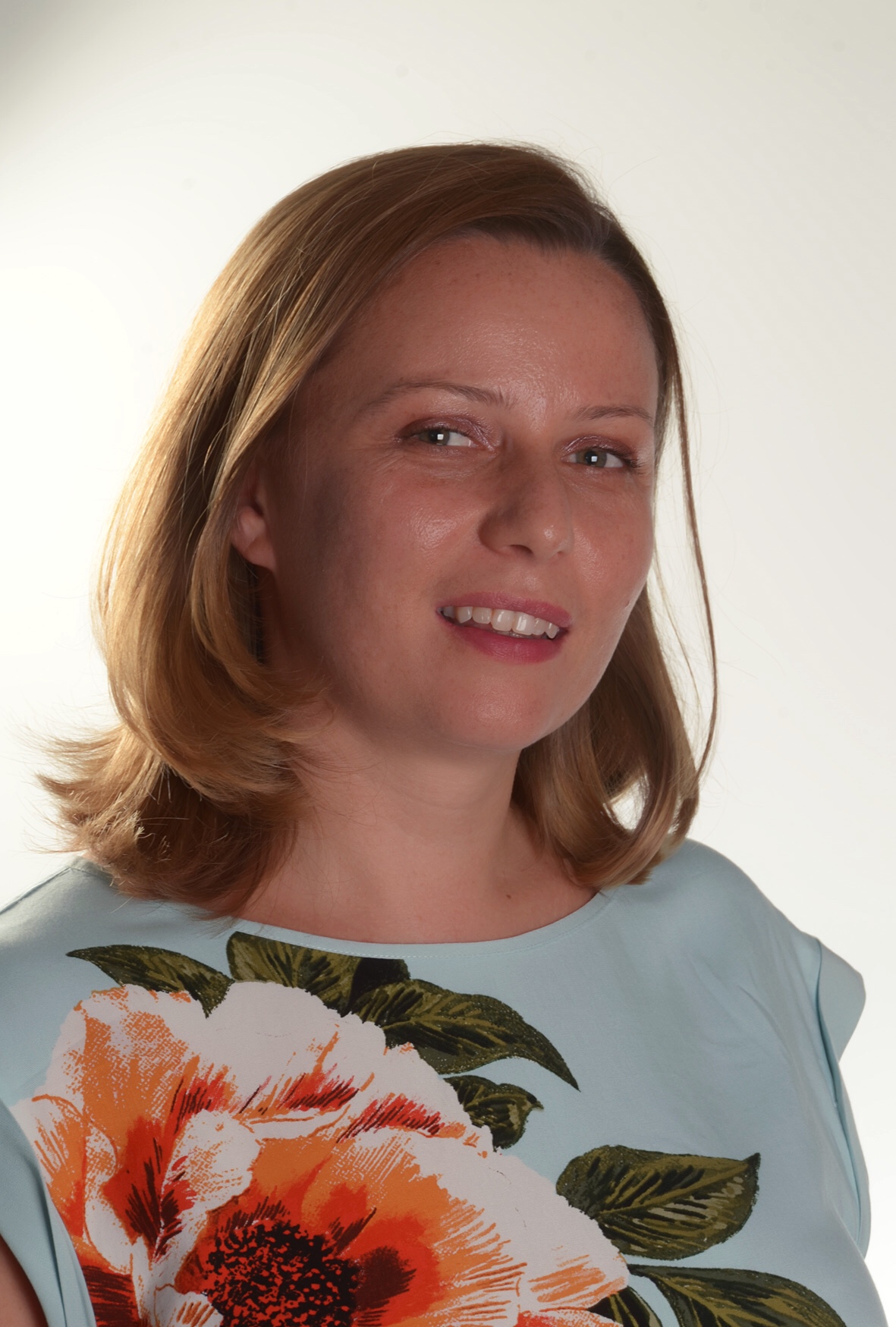 Candide Kirk - Founder of Novellic - Byte The Book