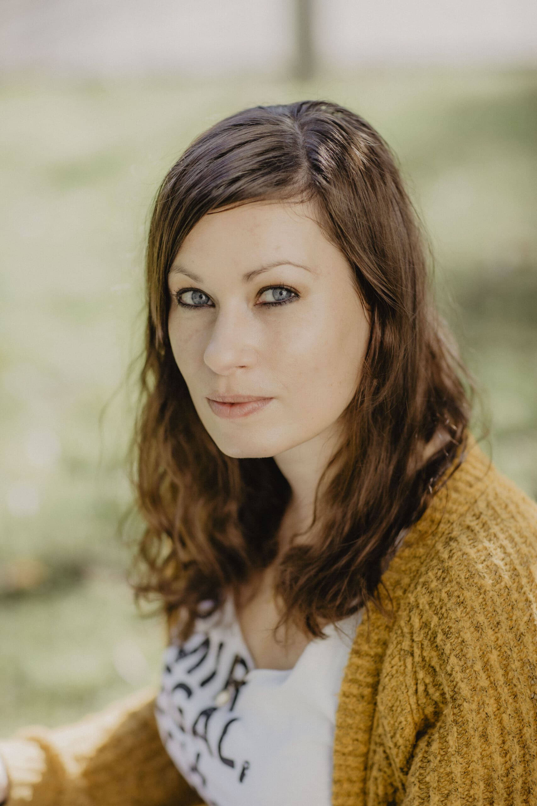 Dr. Ines Maria Eckermann - Byte The Book